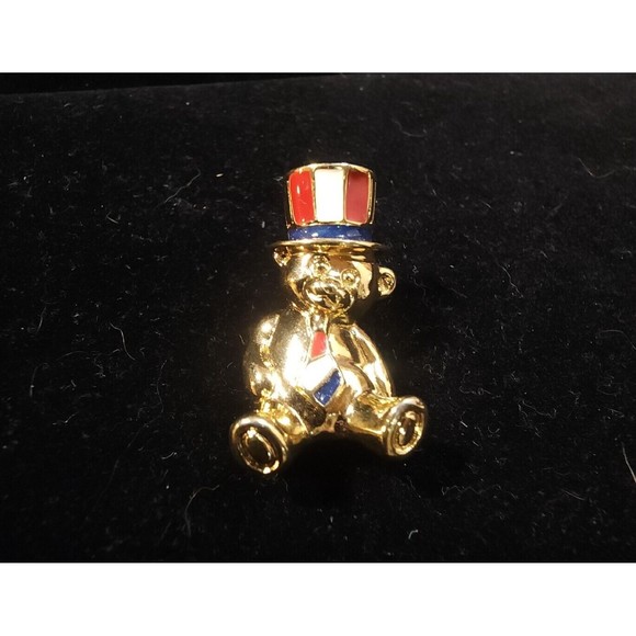 Avon | Jewelry | Vintage Avon Usa Patriotic Sitting Bear Lapel Pin Gold ...